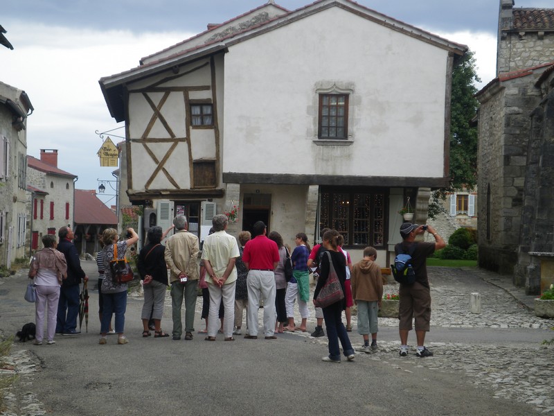 Les activités, visites et ballades à Charroux en Bourbonnais, ancienne ...
